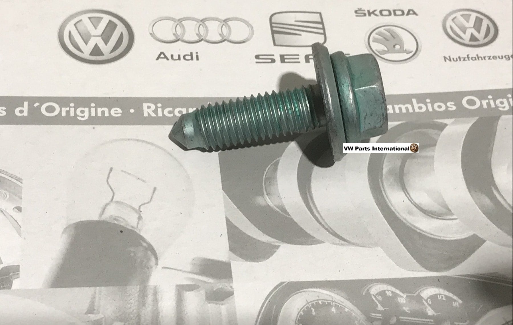 VW Golf MK4 R32 Bora Audi TT Rear Control Arm Mounting Bracket Bolt New ...