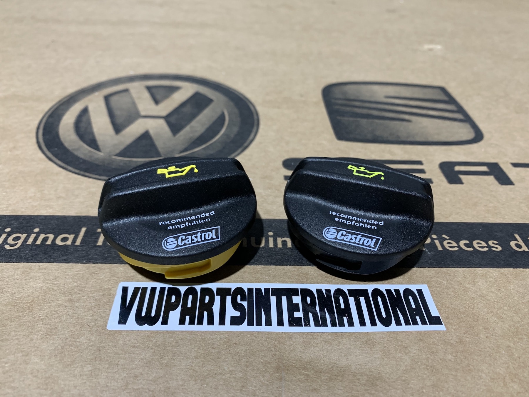 VW Golf MK7 R GTI Clubsport TDI GTD Engine Oil Filler Cap Castrol Oil ...