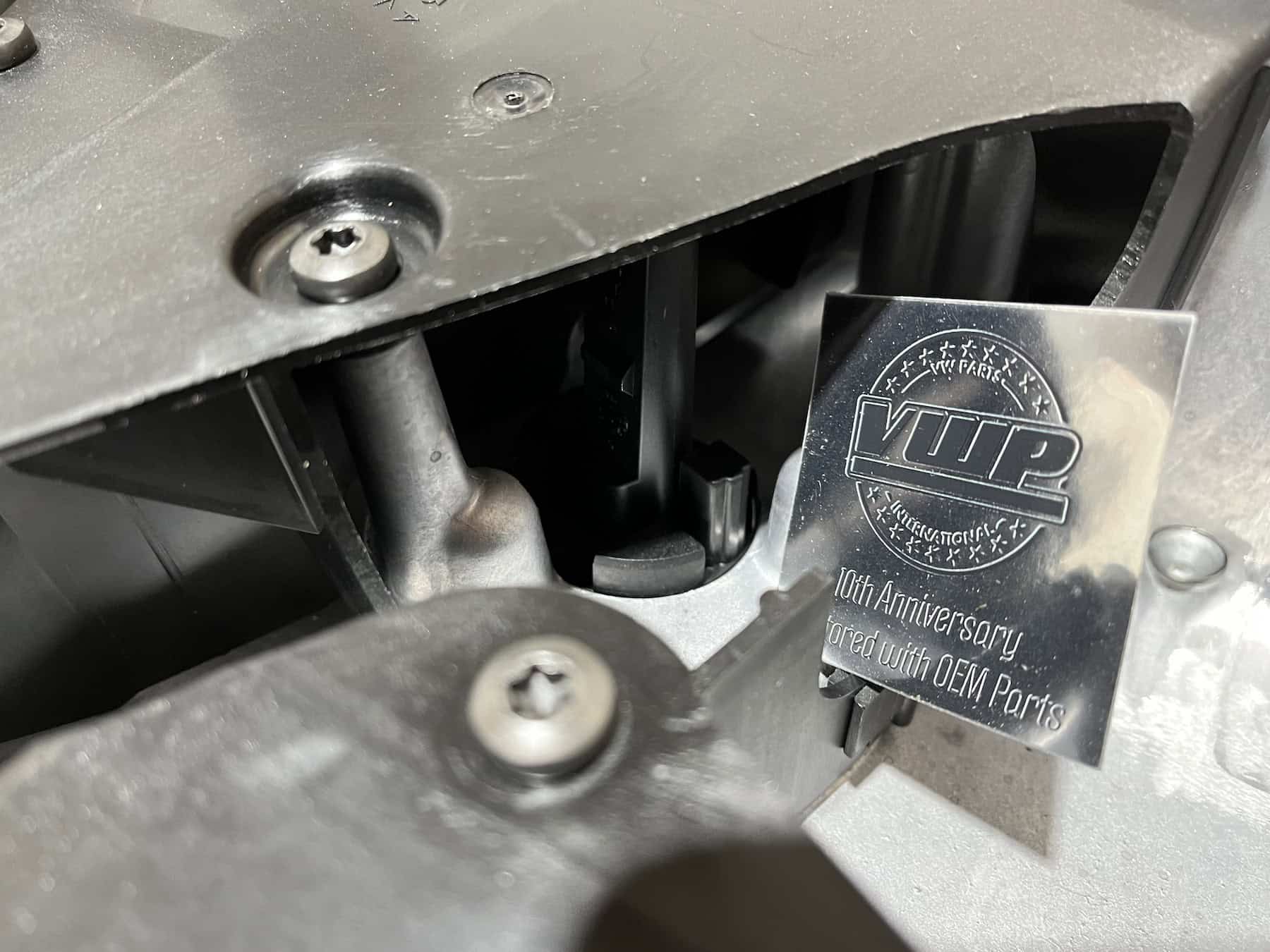 VW Golf MK5 R32 MKV Engine Oil Sump with Sensor and Drain Plug New ...