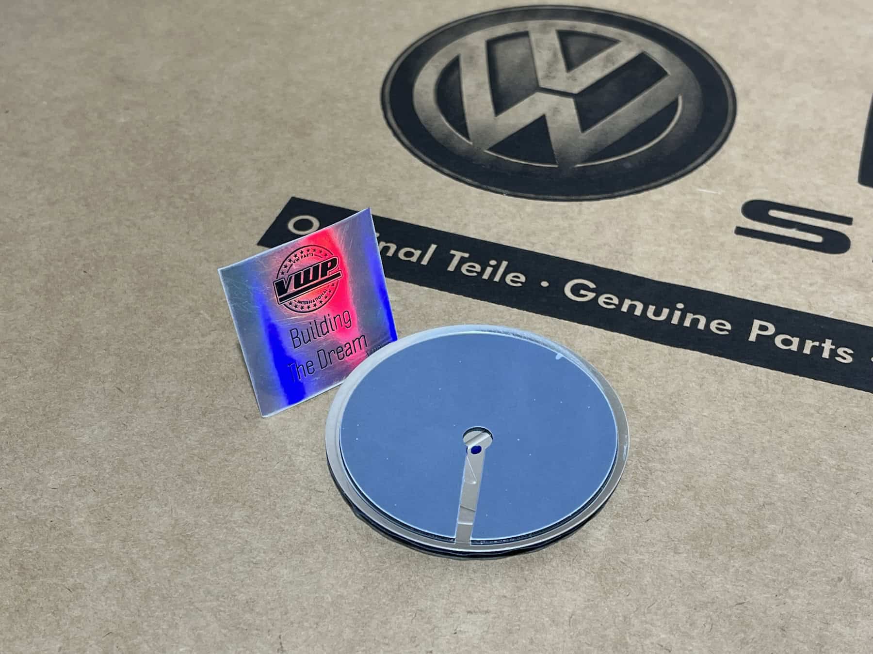 VW Golf MK5 MK6 Engine Cover Domed VW Badge Emblem Logo New Genuine OEM ...