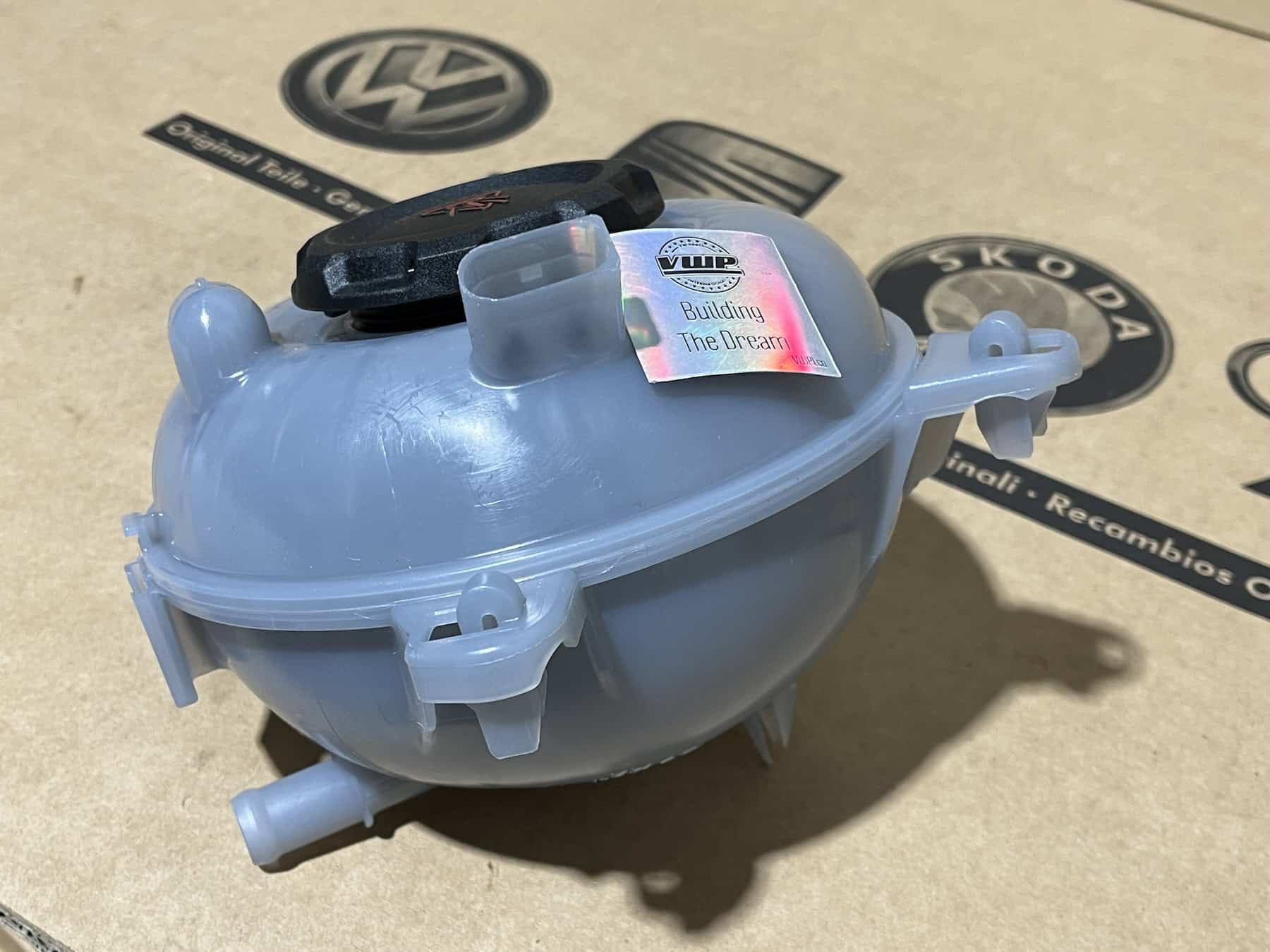 VW Golf MK7 MK7.5 GTI R TDI Coolant Bottle Black Cap Lid Connector Wire ...