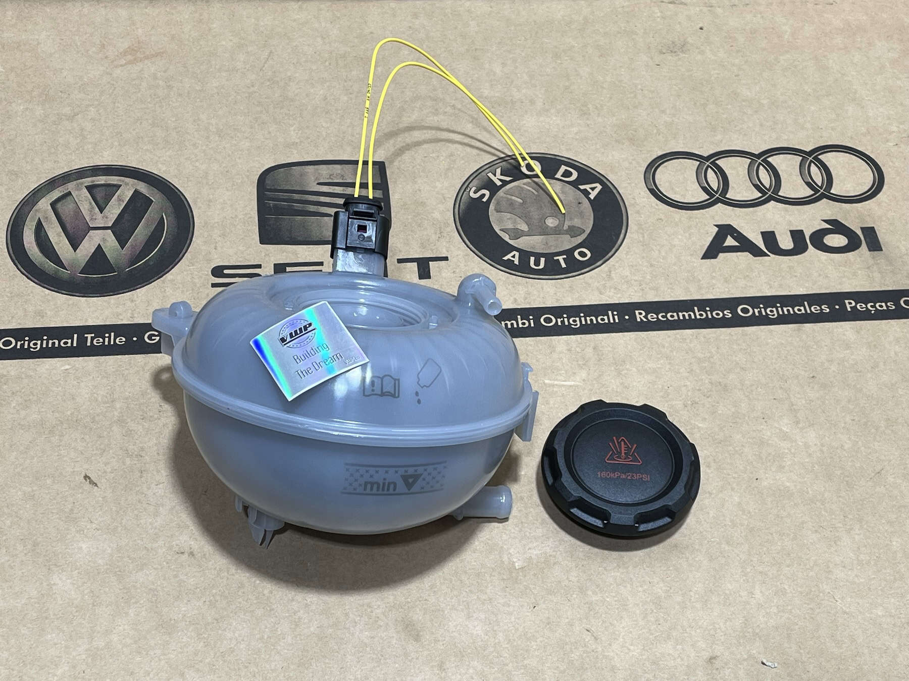 VW Golf MK7 MK7.5 GTI R TDI Coolant Bottle Black Cap Lid Connector Wire ...